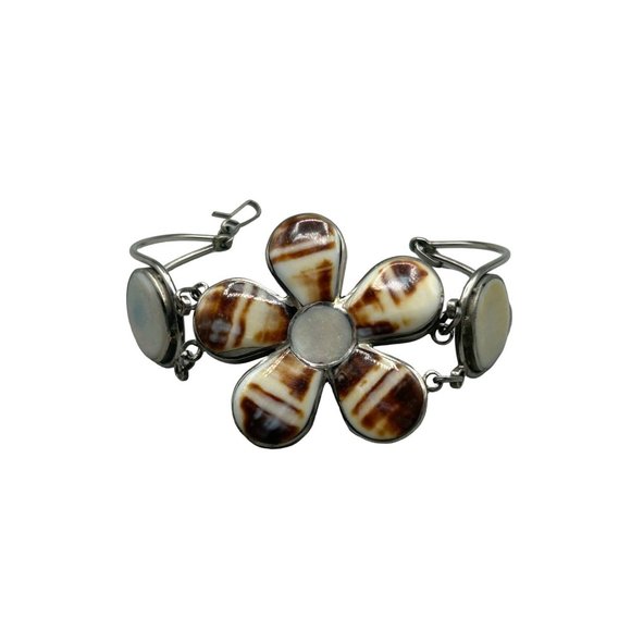 Vintage | Jewelry | Vintage Shell Bracelet Flower Design Handcrafted ...